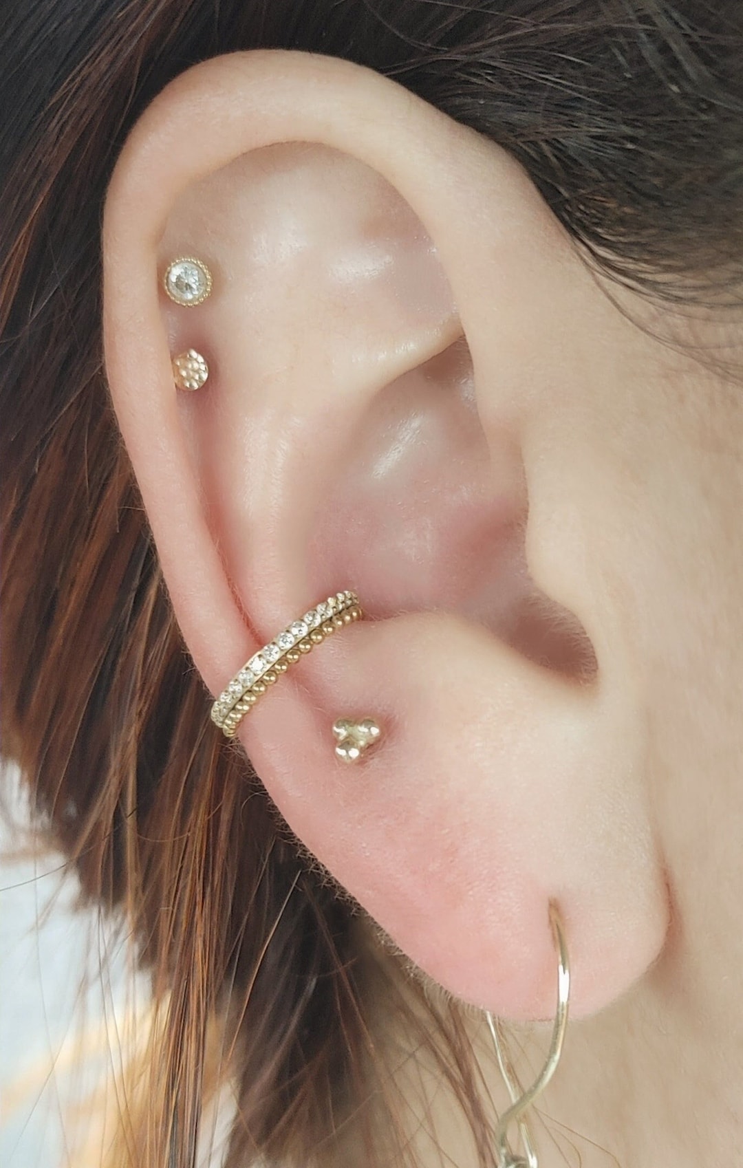 ASTM F136 Titanium Gem and Bead Conch Earring, Gold Conch Hoop, Conch ...