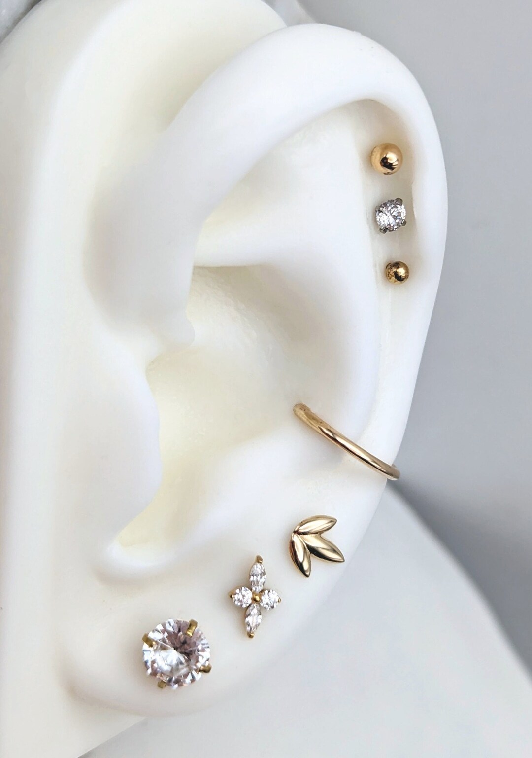 14k Yellow Gold Threadless Conch Labret Top W/ Titanium Post, Leaf ...