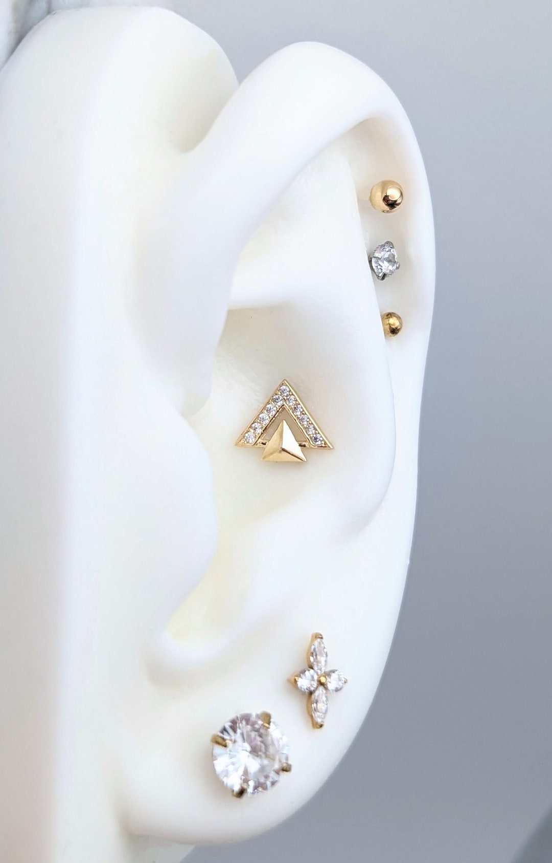 14k Yellow Gold Threadless Conch Labret Top W/ Titanium Post, Geometric ...