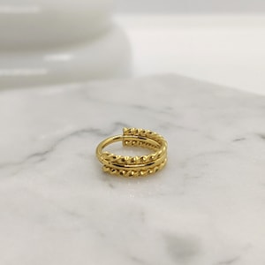 Triple Stacked Conch Hoop Clicker With Twist, Gold Conch Earring, 16 ...