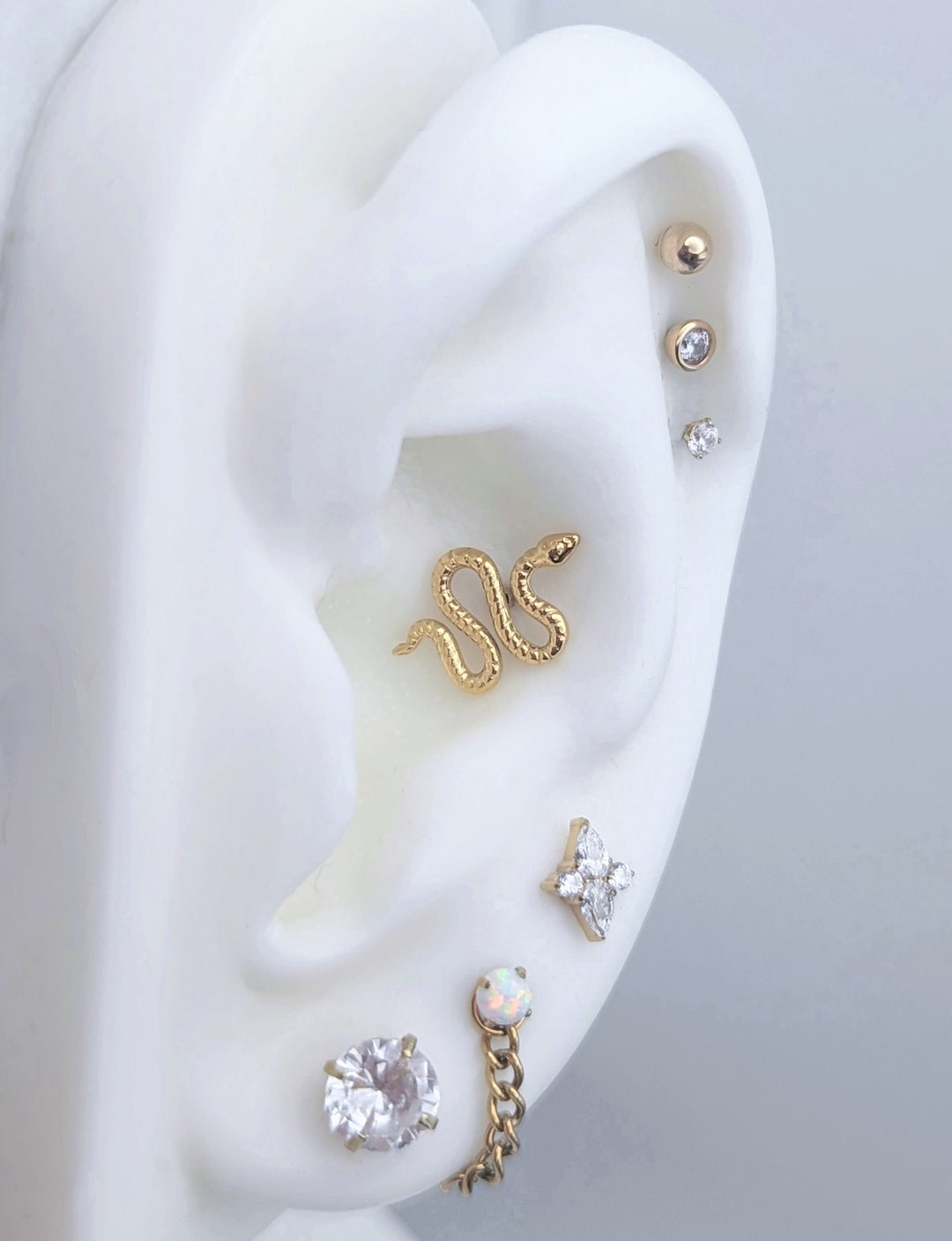 ASTM F136 Titanium Snake Conch Labret, Conch Earring, Conch Stud, Gold ...