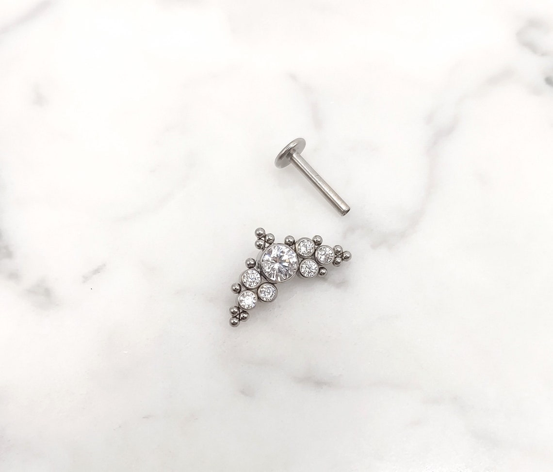 ASTM F136 Titanium Conch Labret Curved Gem and Bead Conch - Etsy