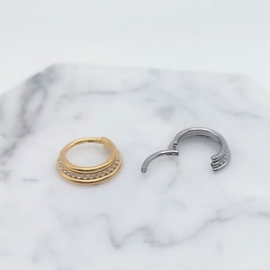 Triple Stacked Conch Hoop, Widening Smooth Gem Smooth, 16 Guage, Gold ...