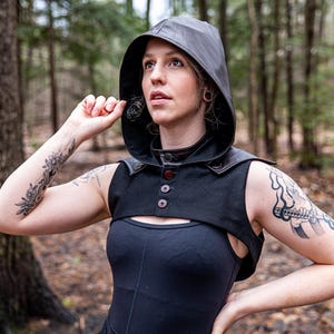 Hooded Half Vest Sewing Pattern: Medieval Cosplay Costume (XS-4XL ...