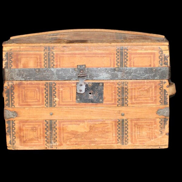 Camelback Trunk - Etsy