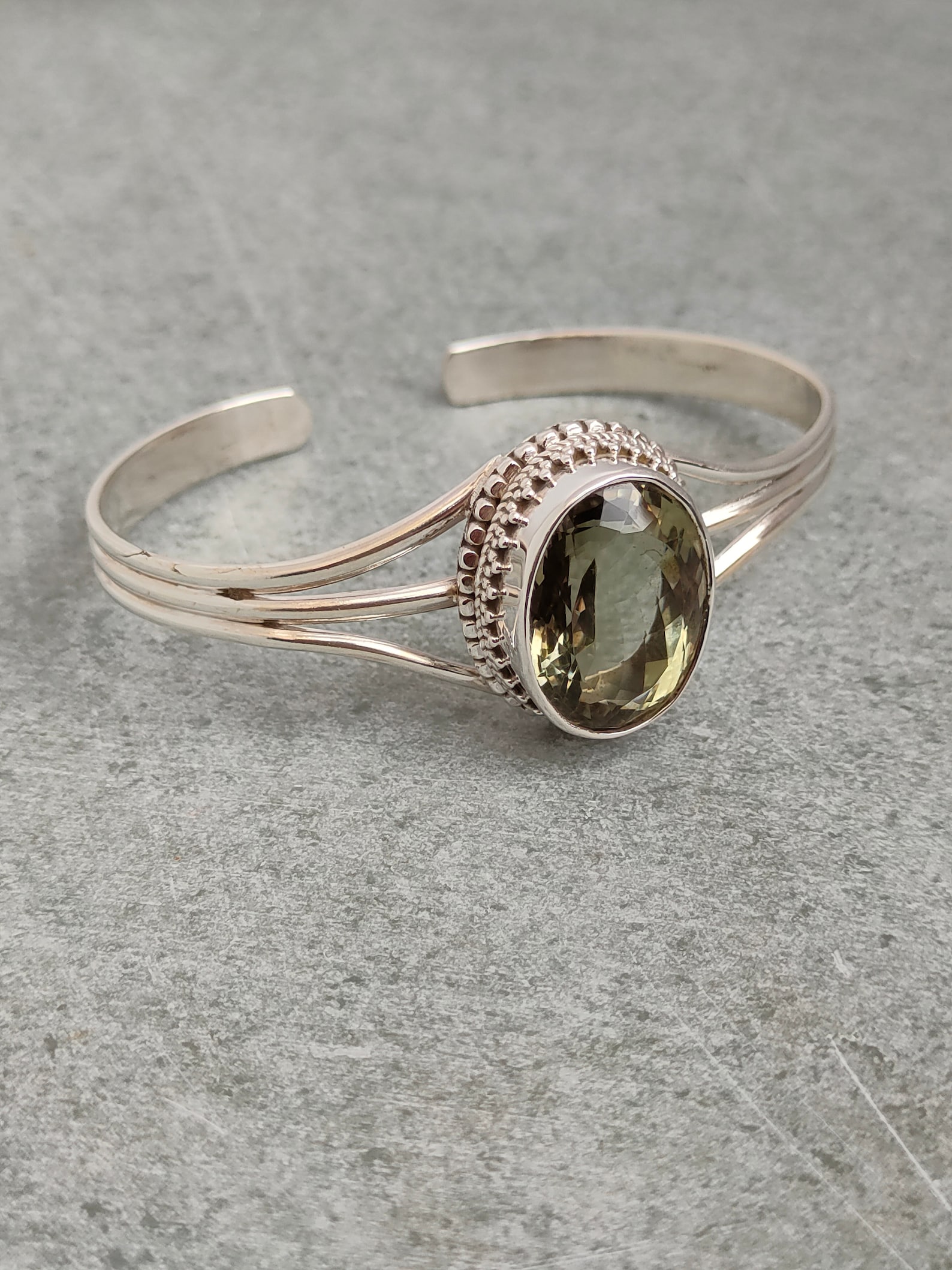 Brazalete tribal de amatista verde hecho a mano en plata de ley 925 ...