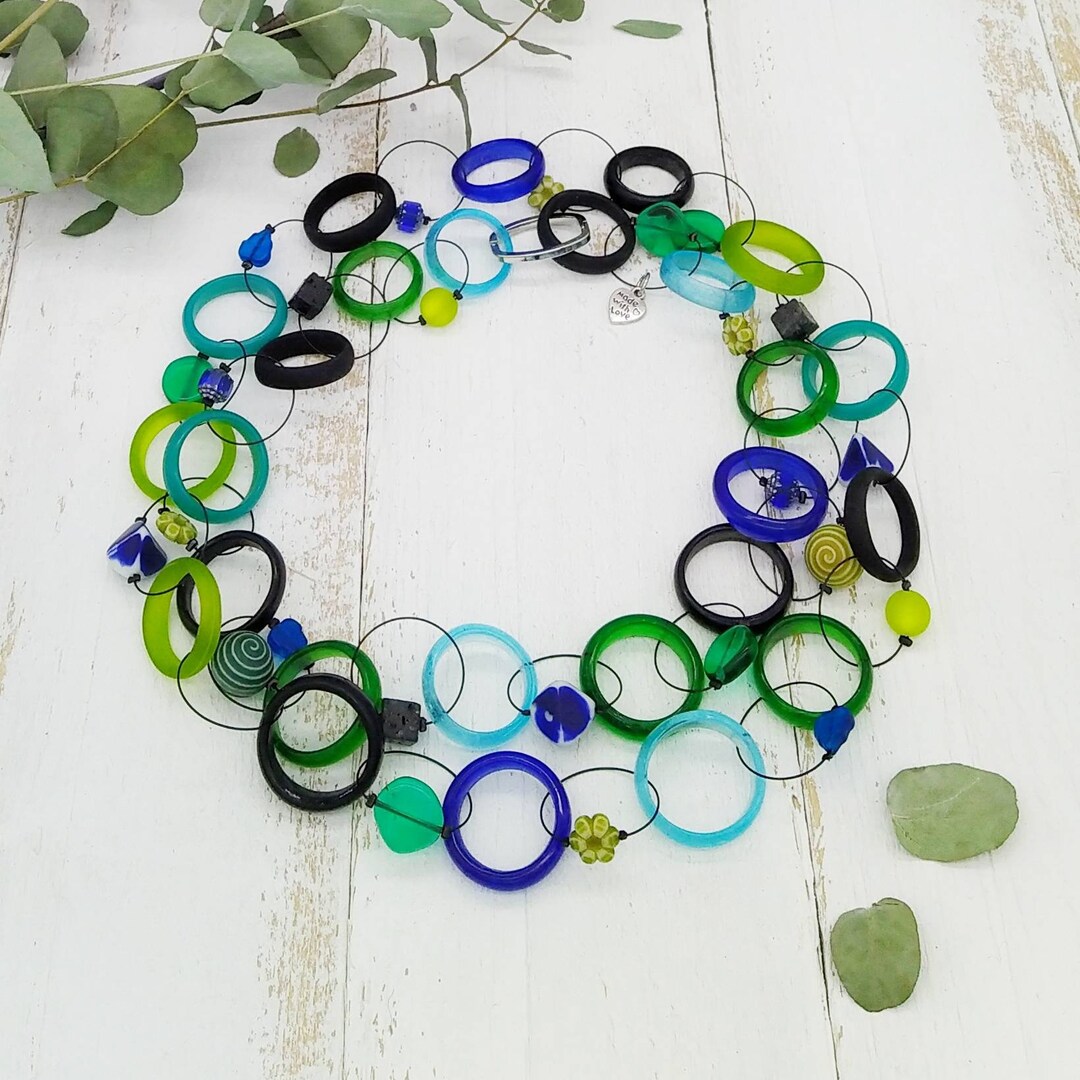 Variable Chain Made of Glass and Wire Rings in Strong Colors - Etsy
