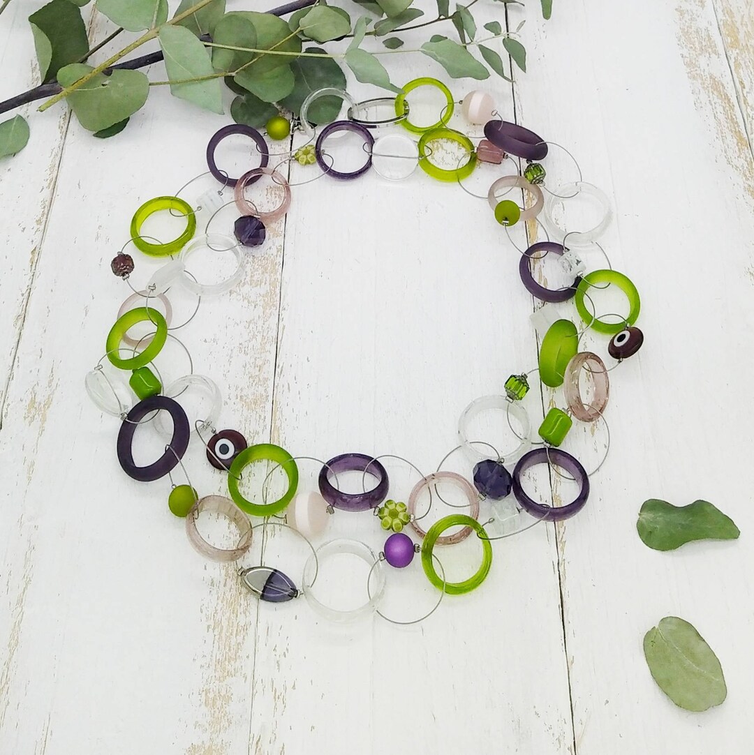 Variable Chain Made of Glass and Wire Rings in Strong Colors - Etsy