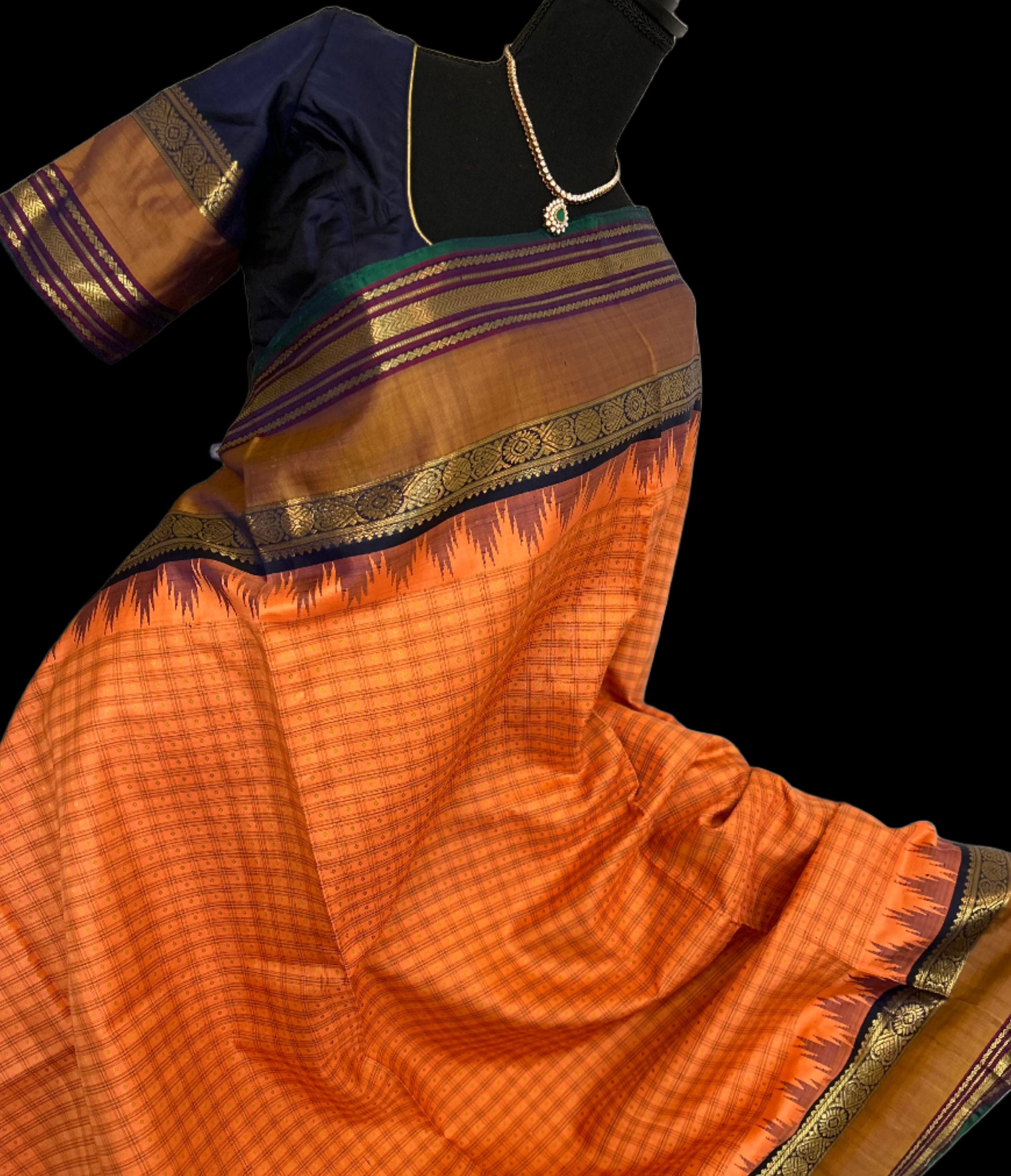Orange Kanchi Pattu Saree Handwoven Kai Korvai Silk Saree With Ven ...
