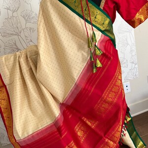 Ven Pattu Saree Red and Green Ganga Jamuna Border With Two - Etsy