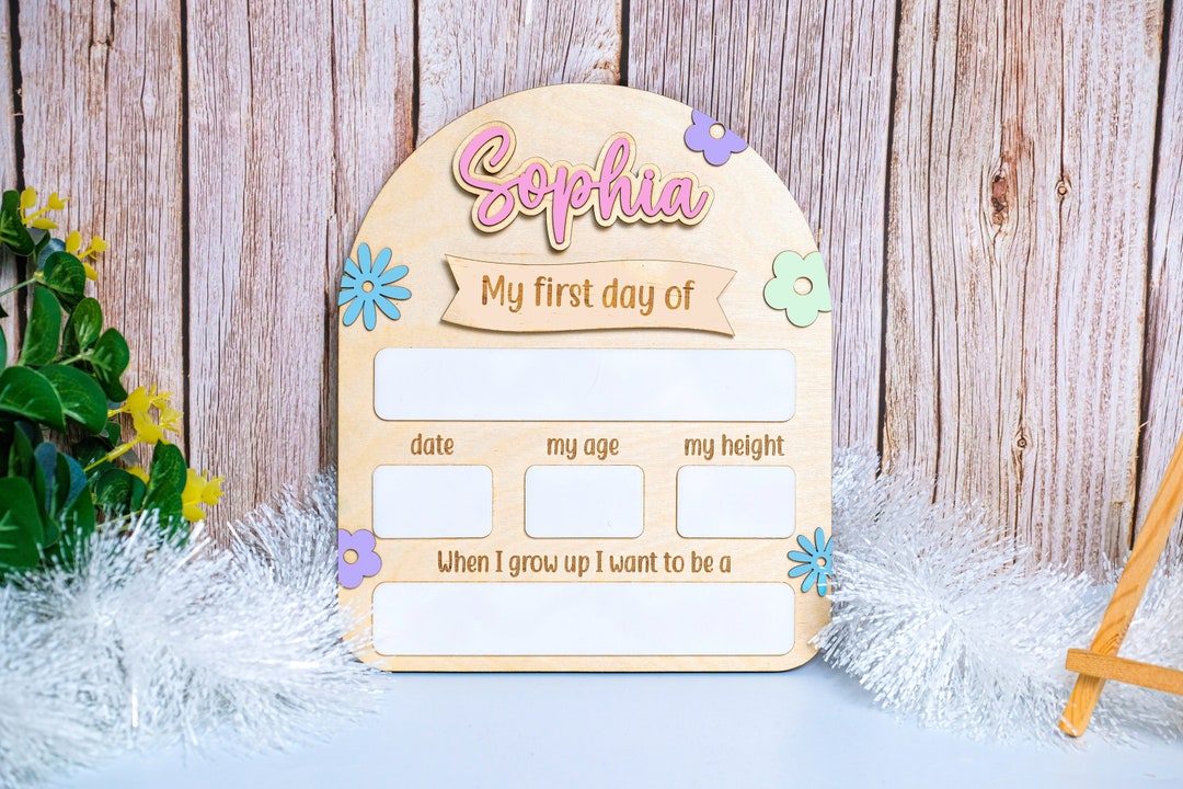 Daisy Back to School Board, Personalised My First Day Board, Photo Prop ...