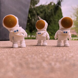 3D Printed Articulated Fidget Astronaut Space Man and Keychains - Etsy