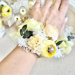Light Yellow Corsage and Boutonniere Set, Prom Corsage, Wrist Wedding ...