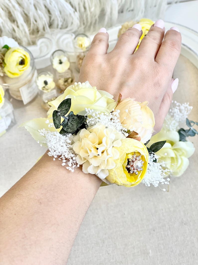 Light Yellow Corsage and Boutonniere Set, Prom Corsage, Wrist Wedding ...