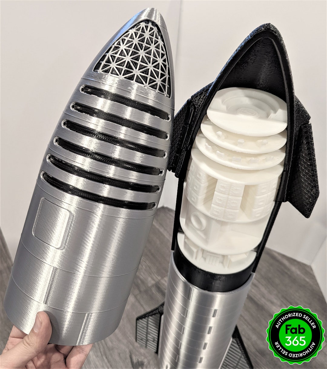 Starship Crew & Super Heavy Detailed Model 1:140 Scale 34" Inner Crew ...