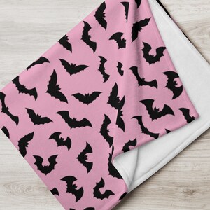 Pink Bats Throw Blanket | Pastel Goth Spooky Cute Girly Pink Bats ...