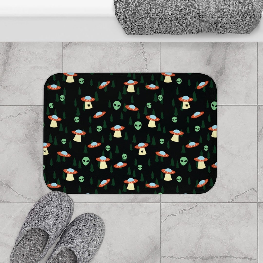 UFO Alien Abduction Bath Mat Spooky Extraterrestrial Horror Weird ...