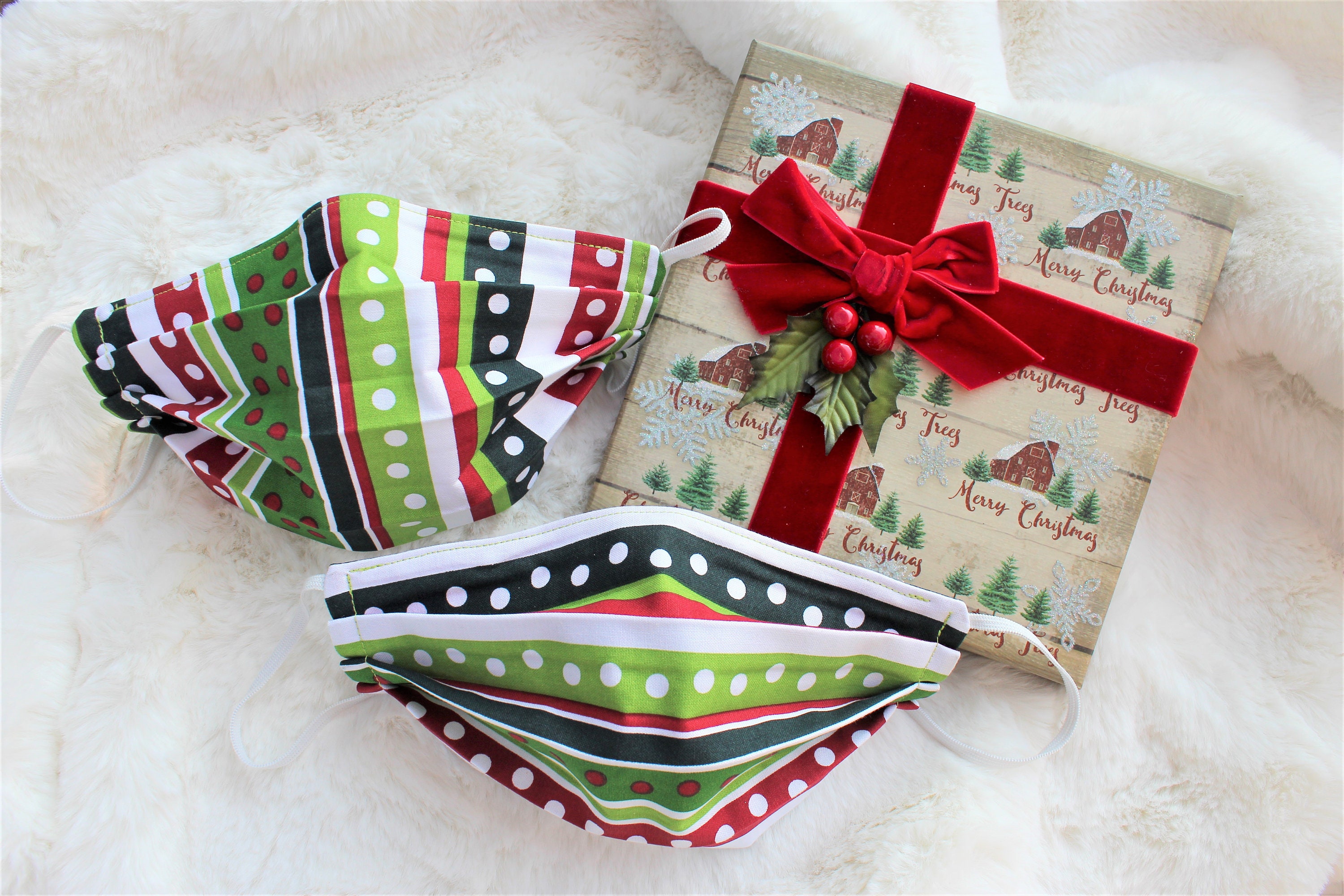 Holiday Cloth Face Mask- 4 Layers With Nose Wire 100% Cotton Christmas ...