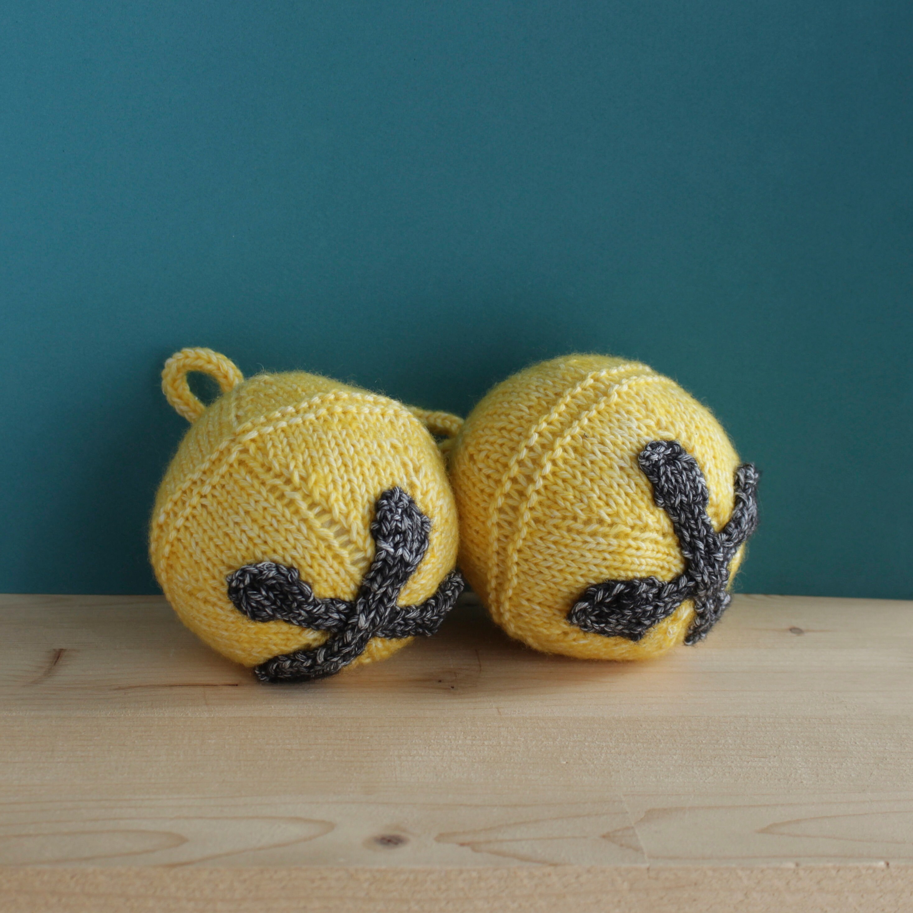 Jingle Bells - Knitting Pattern - PDF Pattern - Etsy