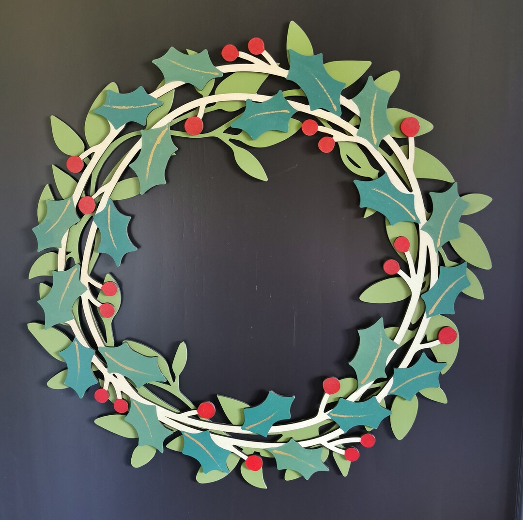 Wooden Christmas Wreath, Elegant Hand Painted Wreath, Wreath With ...
