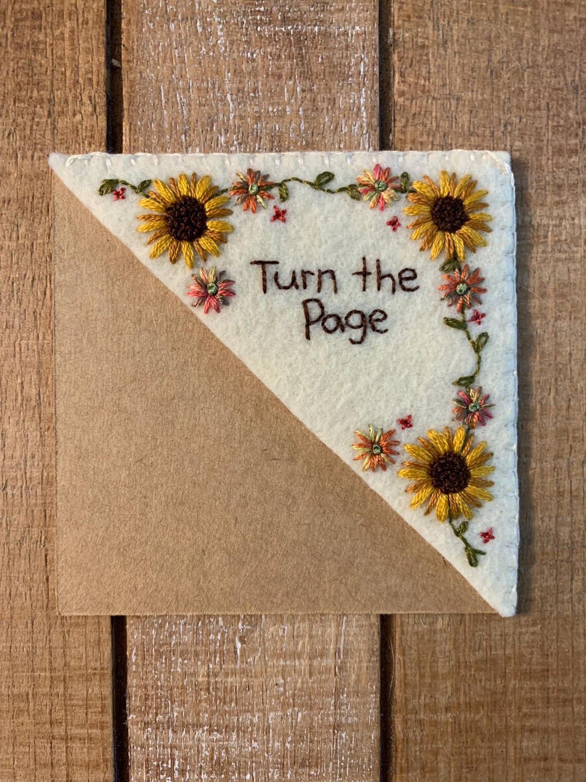 Hand Embroidered Felt Corner Page Bookmark - Turn the Page - Etsy