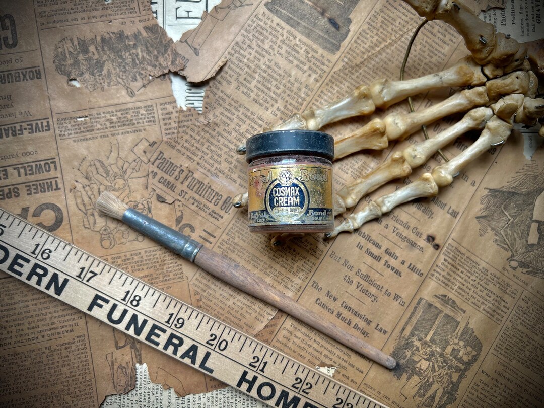 Vintage Undertaker Mortician Makeup Jar & Brush - Etsy