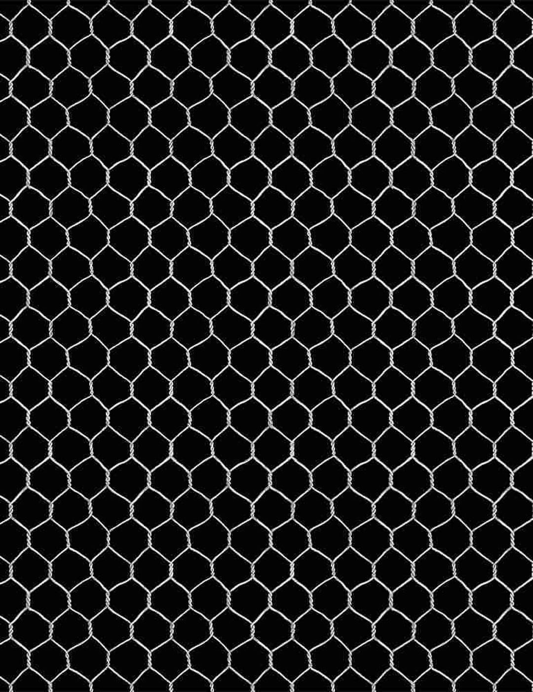 Chicken Coop Wire Fabric / 100% Quilter Cotton Fabric / Chicken Wire ...