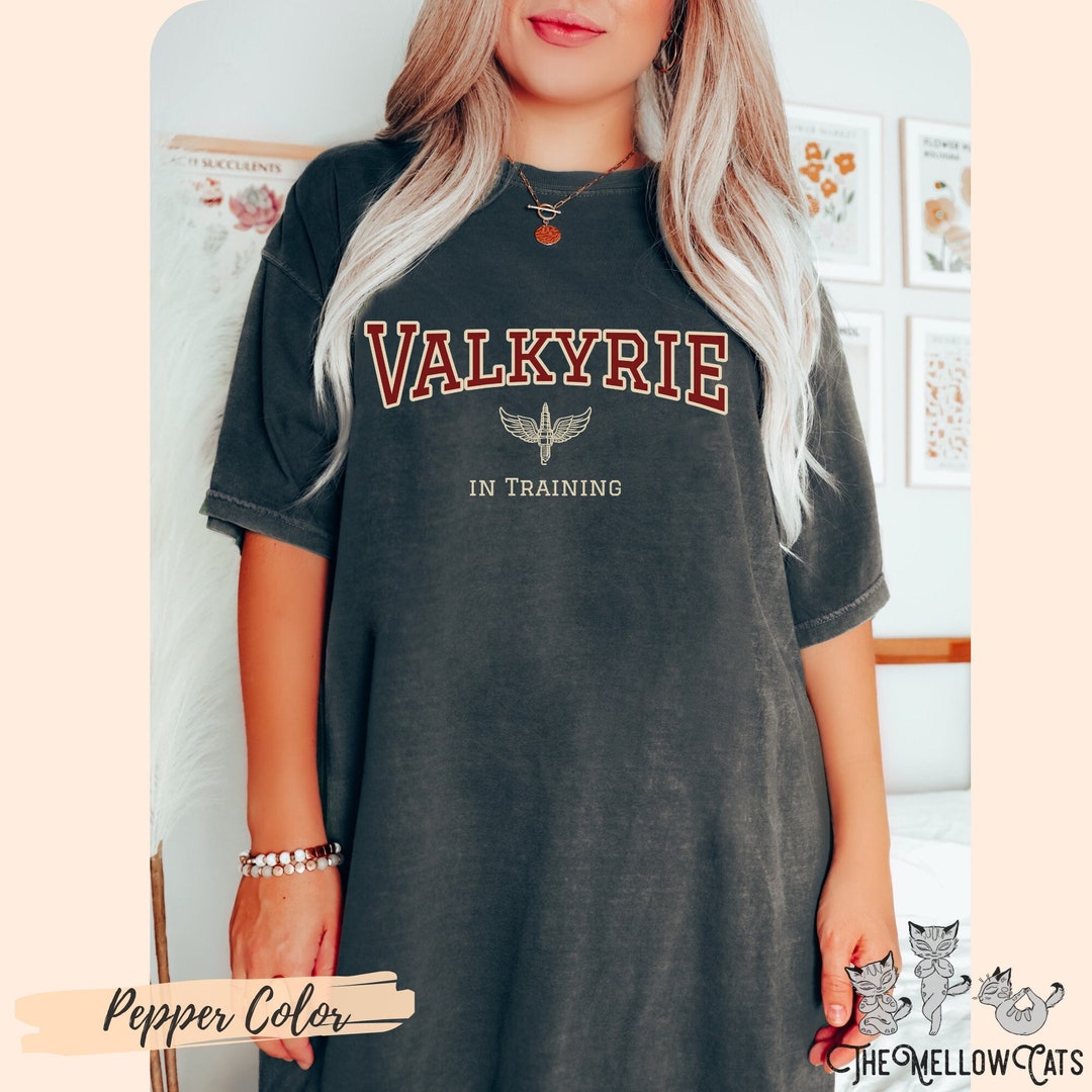 Valkyrie in Training Shirt Comfort Colors® ACOTAR Tee Nesta Archeron ...