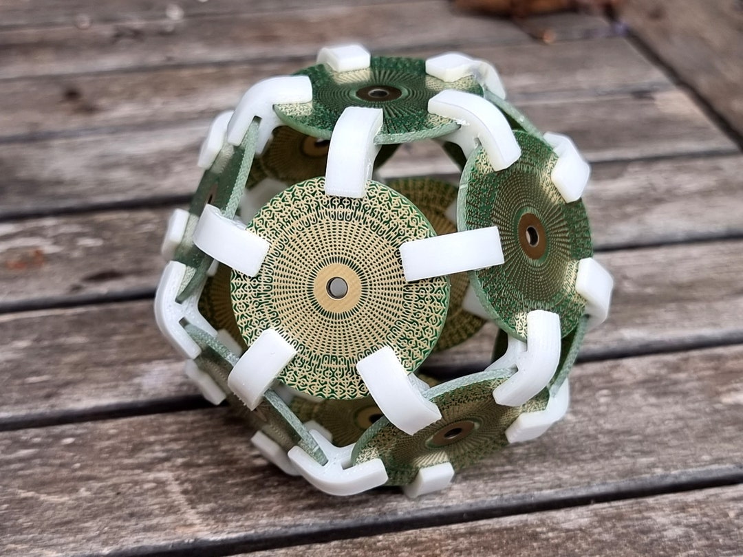 Dodecahedron 7 Cm OM Cymatic Green 528 Hz Copper and Gold-plated ...