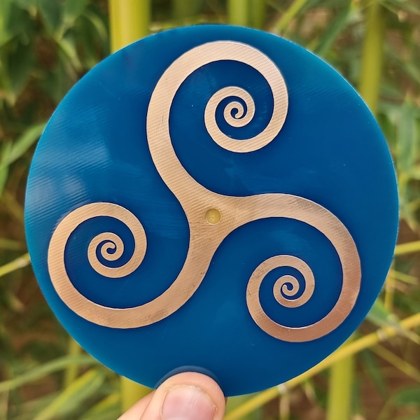 Triskel - Etsy