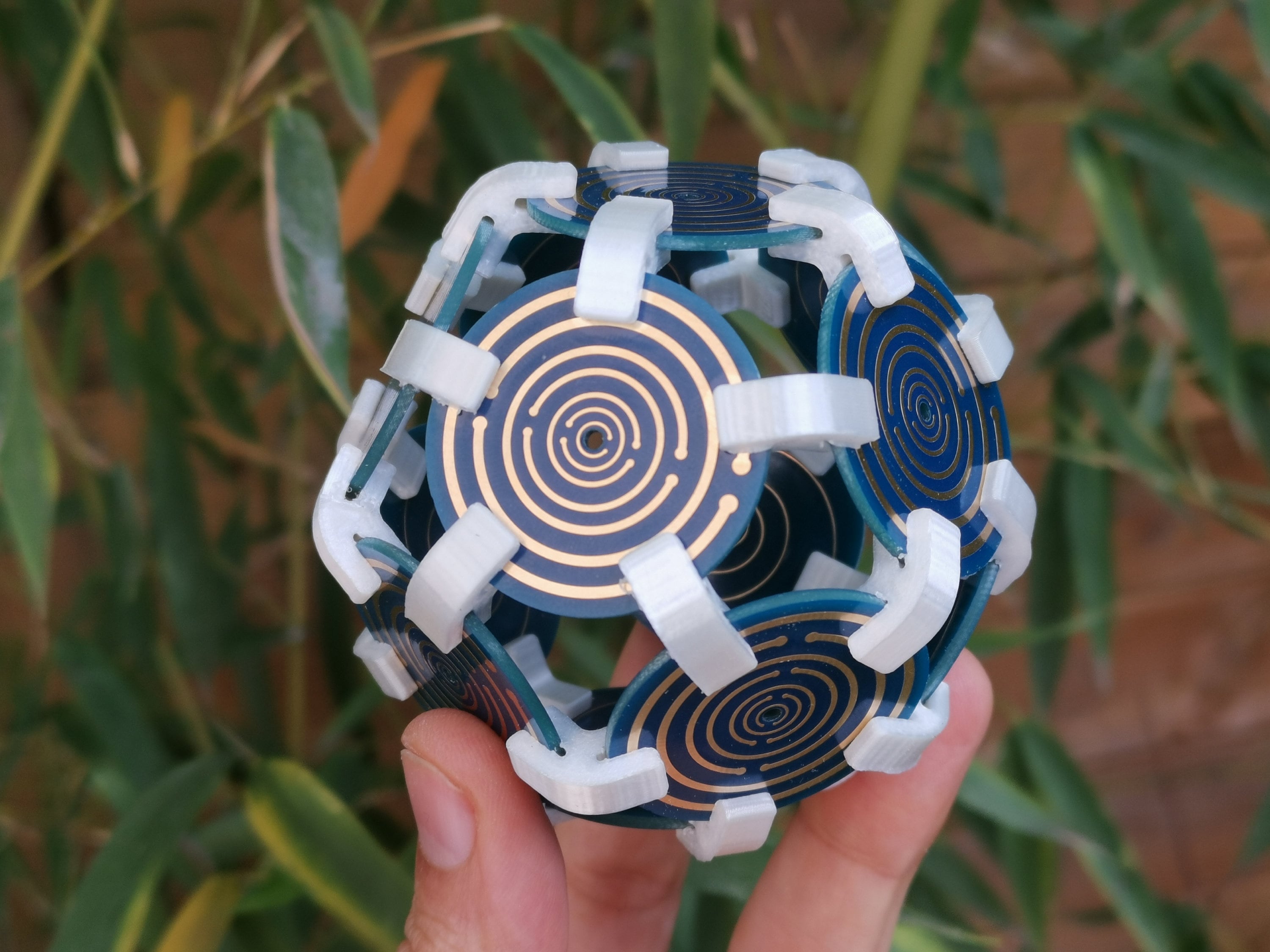 Dodecahedron 7cm Lakhovsky Double Spiral Harmonizer Tesla MWO | Etsy