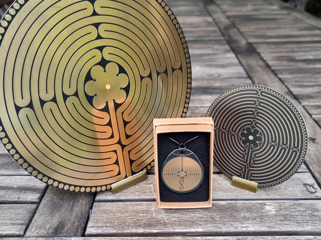 Chartres Labyrinth Pack: 20 Cm, 10 Cm Discs, Pendant With Supports ...