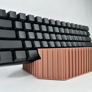 Angled Keyboard Stand Holder – 3D Printed Vertical Organizer for Desk ...