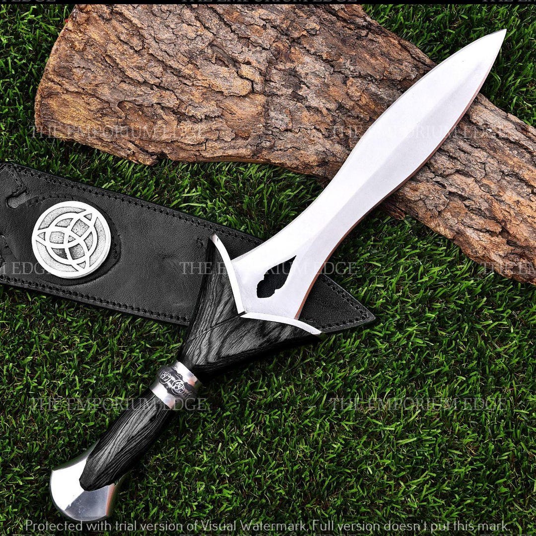 Handmade Dagger With Black and Green Wood Handle & Celtic Sheath ...