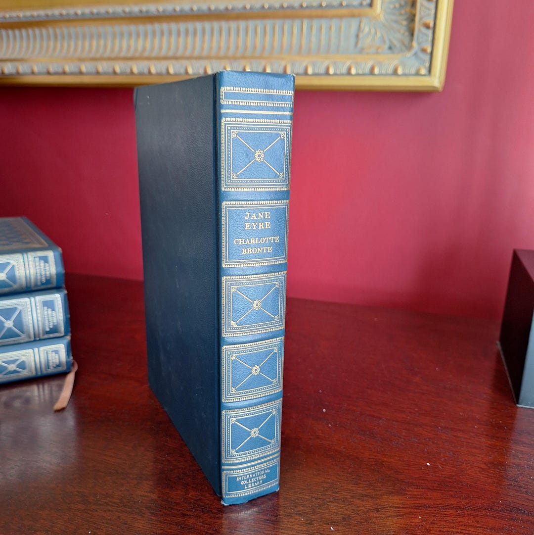 Jane Eyre Vintage Book by Charlotte Bronte International Collectors ...