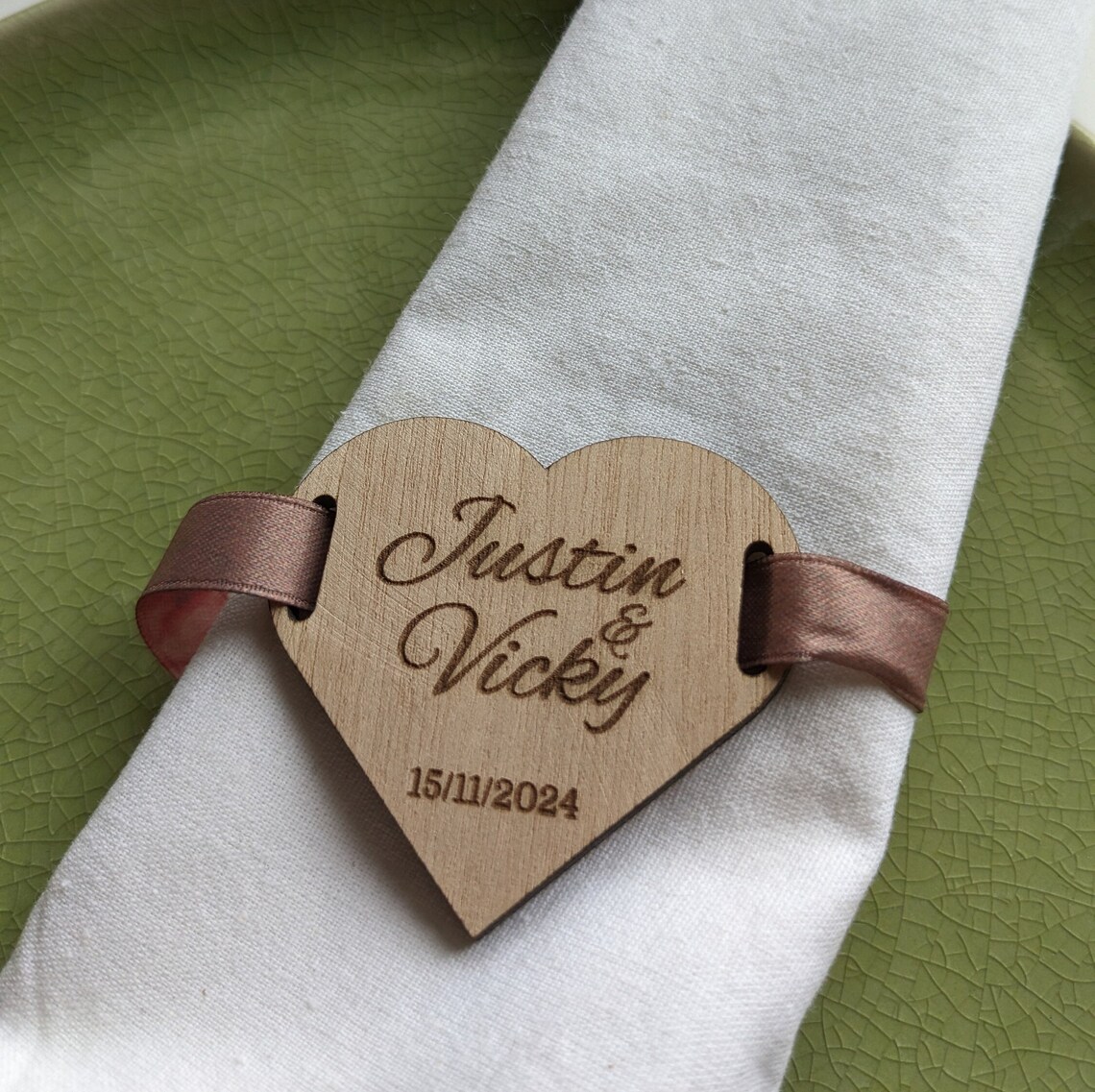Wedding Favors Tags, Wooden Tags, SET of 25 Custom Engraved Circle Tags ...
