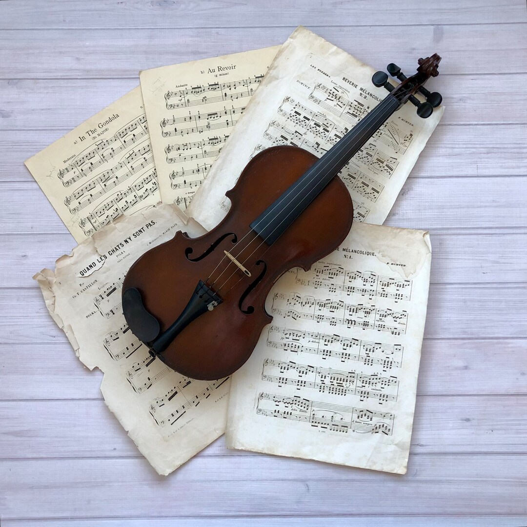 Vintage Violin for Decor, Beautiful Stringed Musical Instrument With a ...