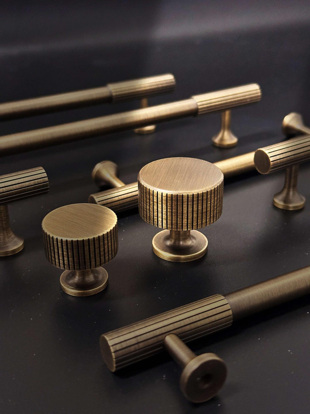 Aged Brass Round Cabinet Handles Knobs Lined Brass Drawer Cupboard ...