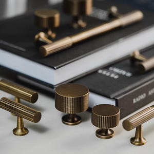 Solid Brass Cabinet Handles Pulls Knobs Antique Brass Drawer Cupboard Handles Pull Knob Dresser ...