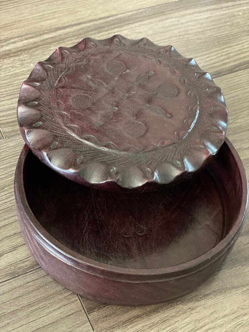 Fancy Round Leather Boxes | Etsy