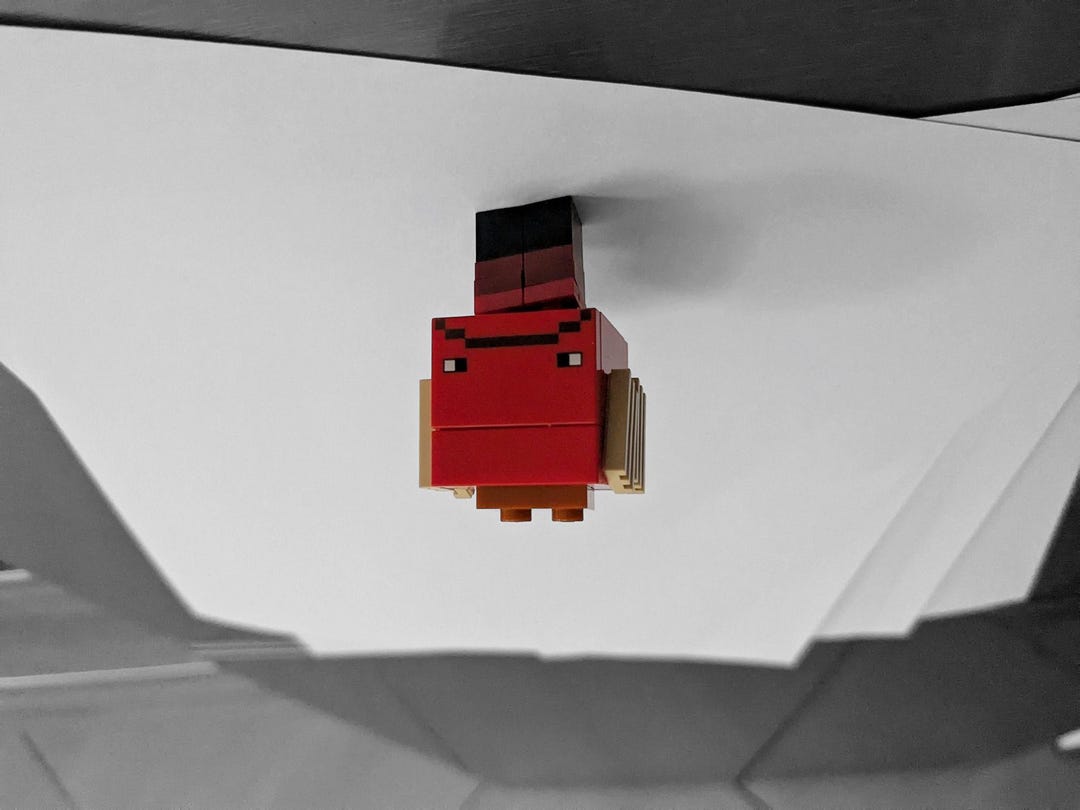 LEGO Minecraft Magnetic Minifigure in Premium Gift Box - Decorative ...