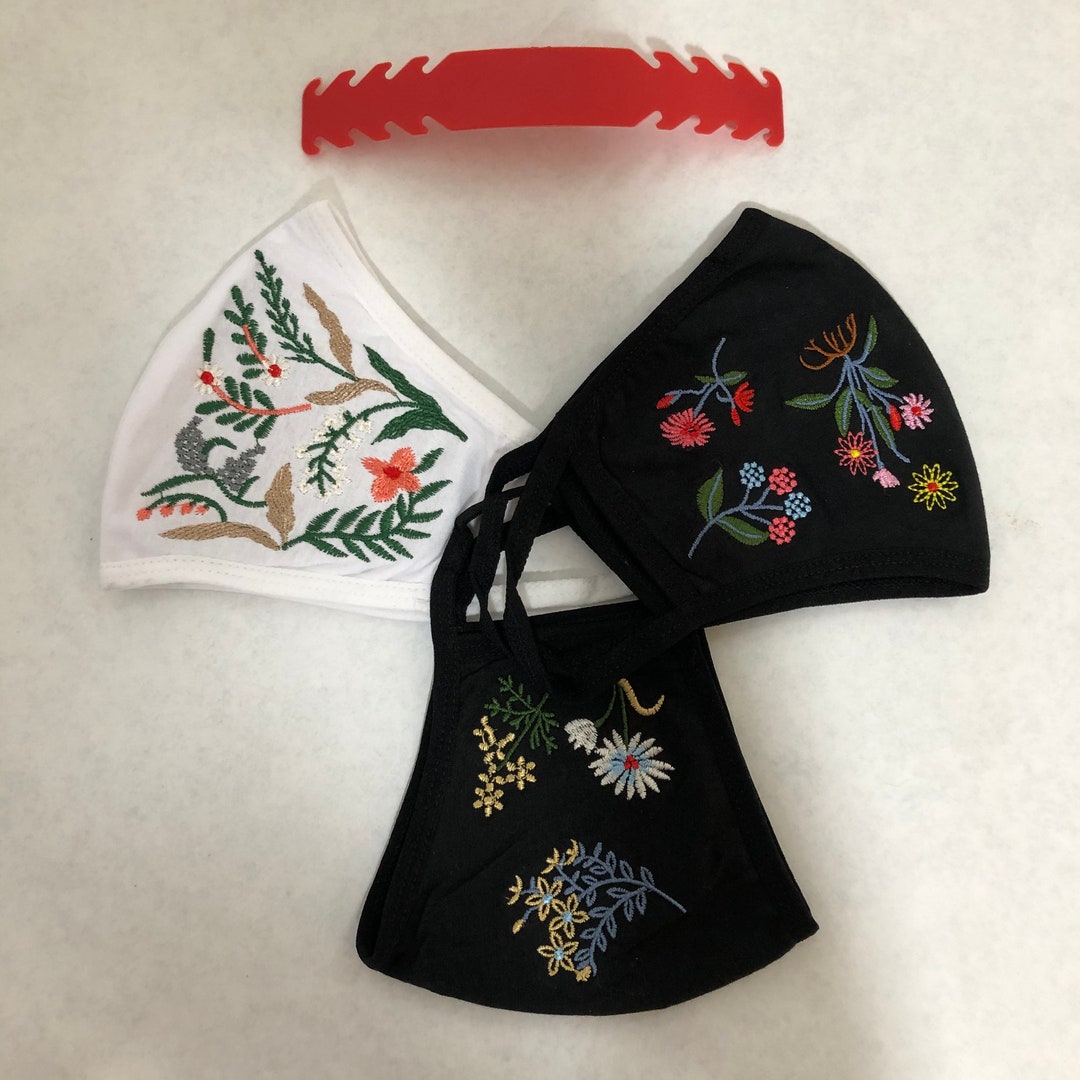 3 Pieces Large Spring, Fall, Snowfall Embroidered Black & White Face ...