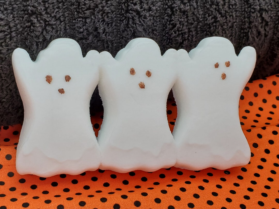 Marshmallow Ghost Soap! Realistic Soap That Looks Like Peeps Ghosts ...