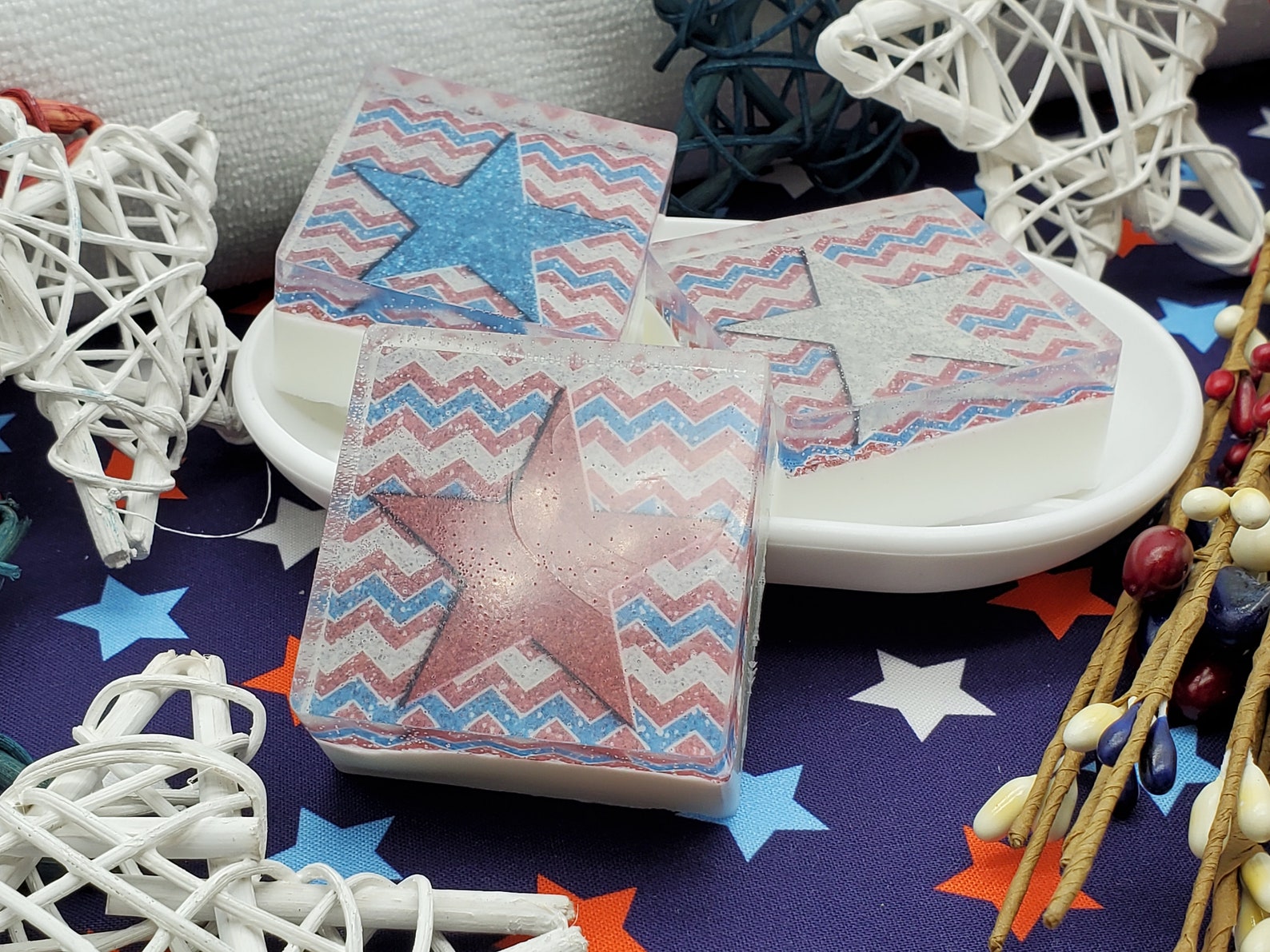 Patriotic Guest Soaps Set of 6 Glittery Stars on a red | Etsy