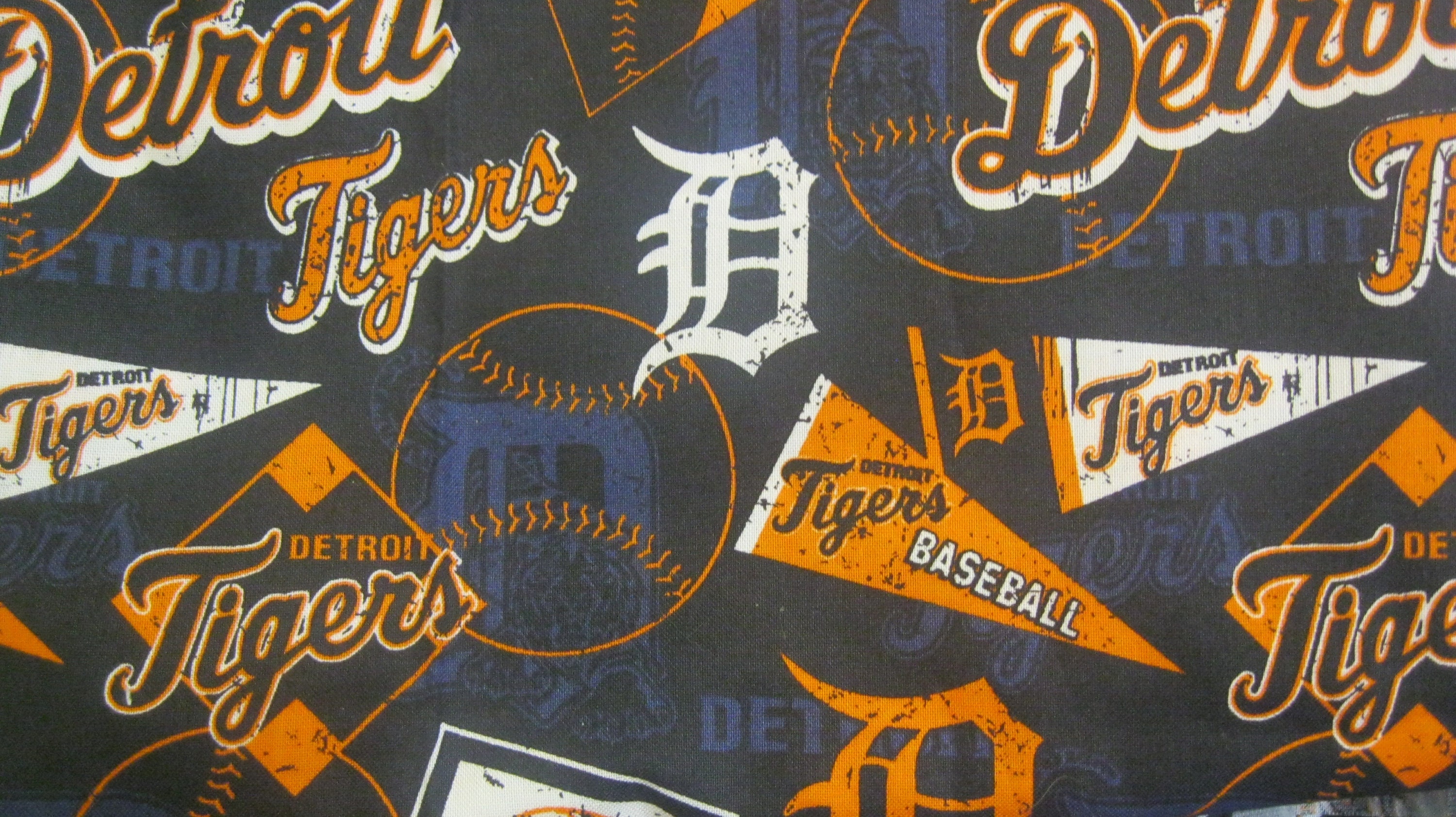 Mlb/detroit Tigers Goose Dress/baseball Goose Clothes/concrete - Etsy