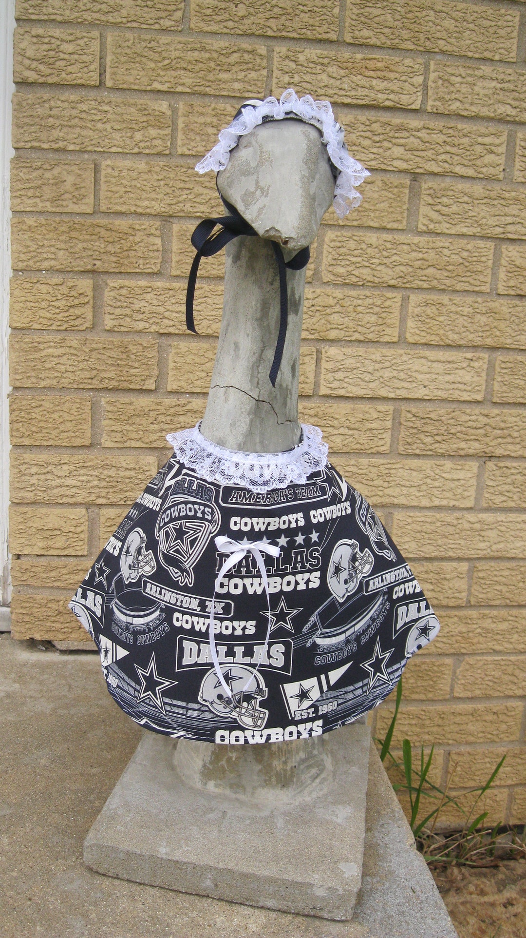 Nfl/dallas Cowboys Goose Dress/goose Clothes/concrete - Etsy
