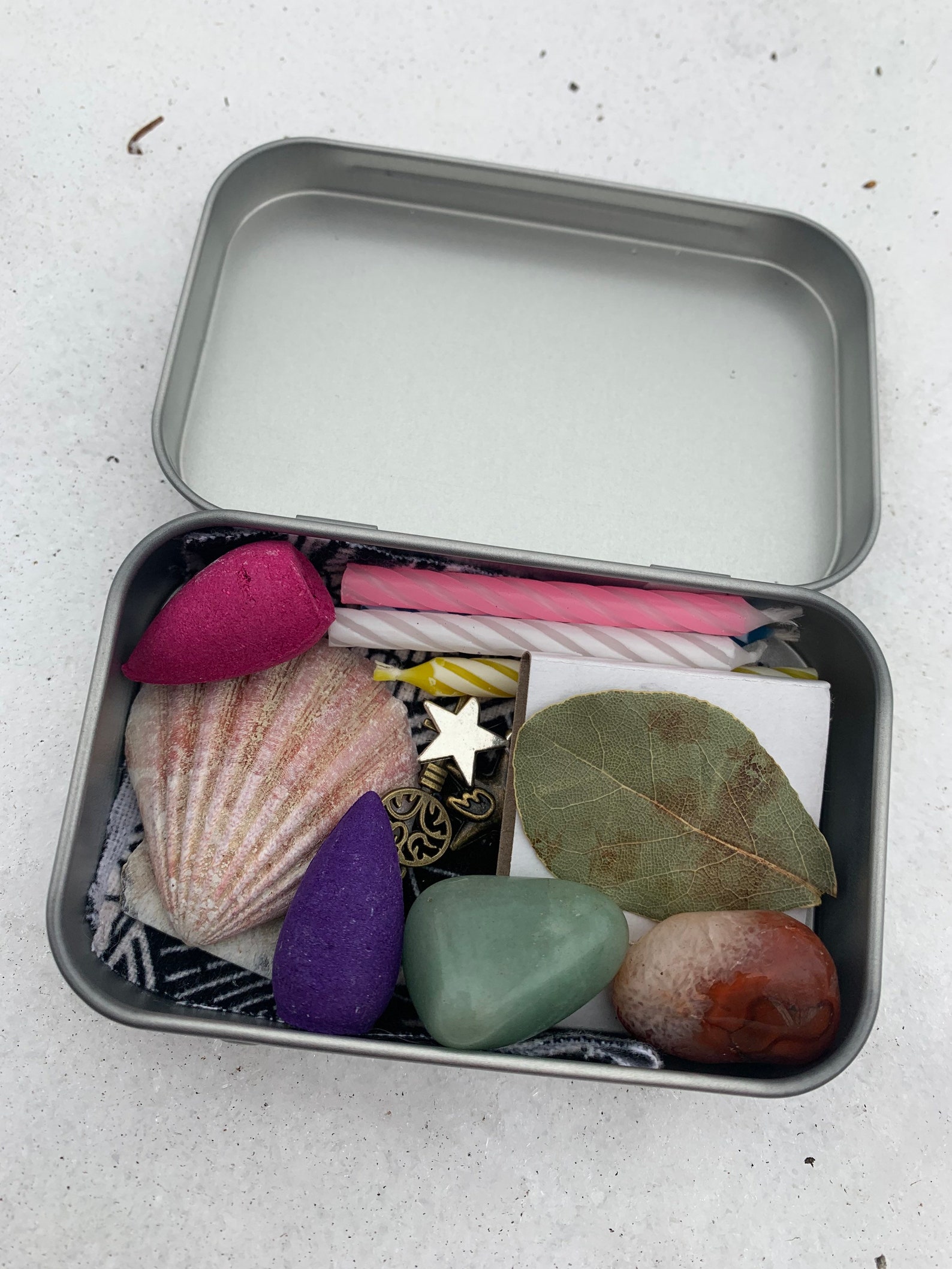 Travel Altar/ Altar on the Go/ Small Altar/ Mini Altar/ Closet | Etsy