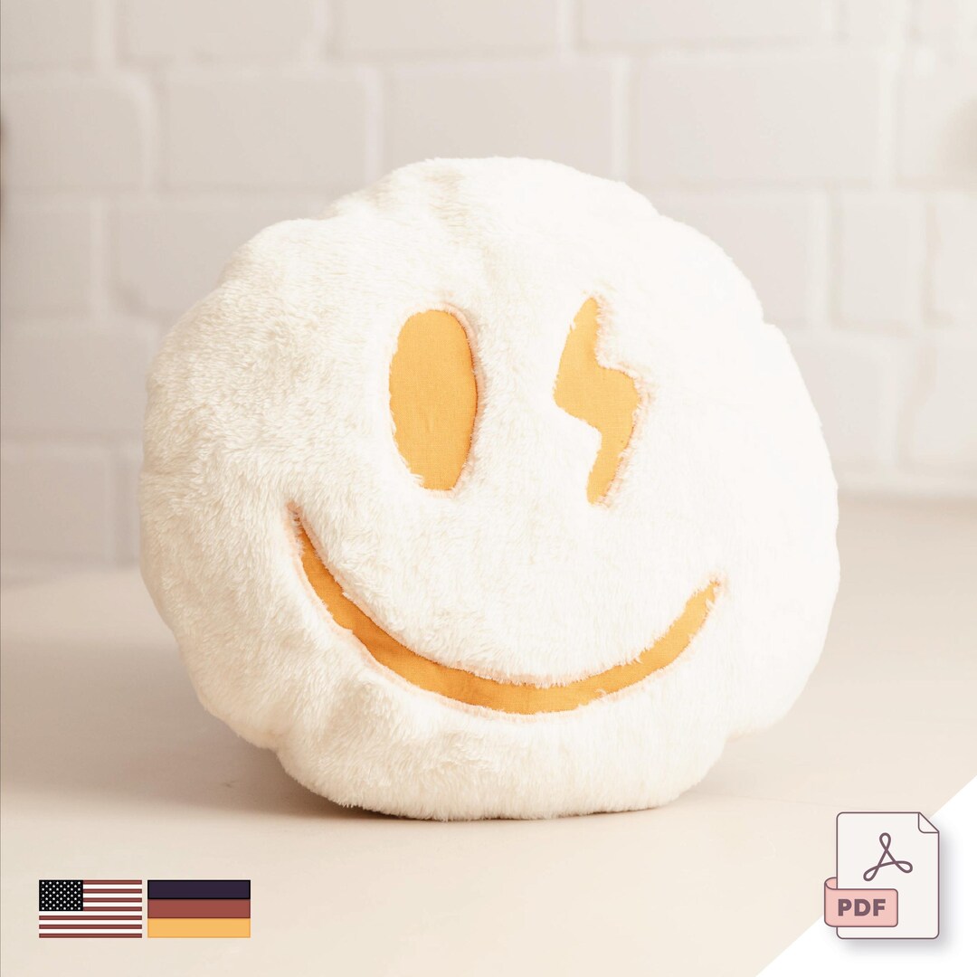Sewing a Smiley Pillow: Your Pattern With Applique Templates & Plotter ...