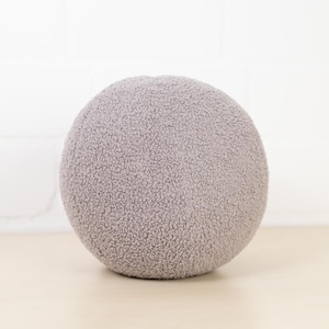 Sewing Pattern and Illustrated Instructions for Ball Cushion With 6 ...