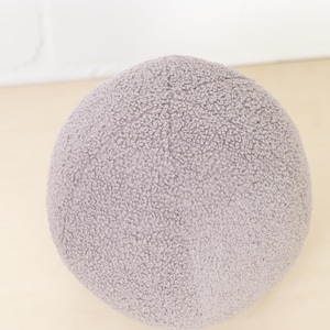 Sewing Pattern and Illustrated Instructions for Ball Cushion With 6 ...